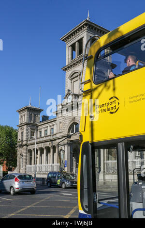 TFI double decker bus in the city centre of Dublin, Ireland Stock Photo ...