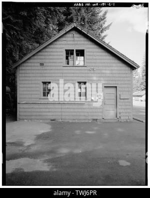 September, 1990 EAST FRONT - Darrington Ranger Station, Road and Trail ...