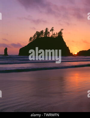 USA, sea stacks, seastack, sunset, surf, Oregon, Oregon coast, OR ...