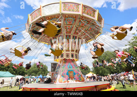 Bonds Victorian Fun Fair Flying Chair-O-Planes, Kew Fete, Kew Village ...