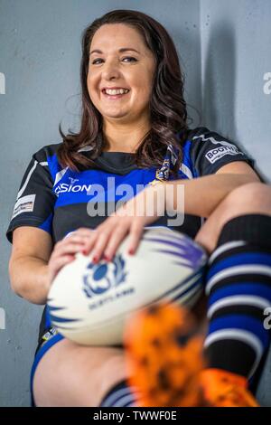 Female Rugby Player Picture Copyright Chris Watt Tel - 07887 554 193 ...