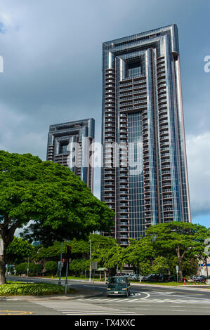 View at high rise buildings of Honolulu and Waikiki Beach, Oahu, Hawaii ...