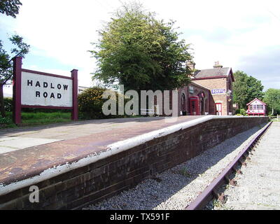 Hadlow Road Station, Willaston, The Wirral, Merseyside, England, UK ...