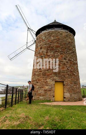 St Monans Lighthouse, former salt panning industry, Fire Coastal Path ...