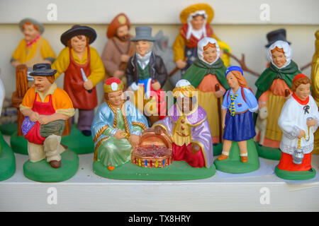 France, santons, traditional Provence painted figurines by craftsman ...