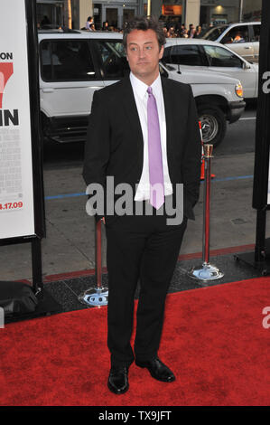 MATTHEW PERRY 17 AGAIN LOS ANGELES PREMIERE HOLLYWOOD LOS ANGELES CA ...