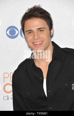 American Idol' season 8 winner Kris Allen seen at LAX Airport Los ...