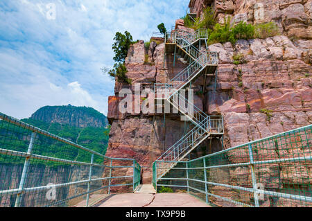 Huilong Tianjie Mountain, Baoquan Scenic Area, Xinxiang, Henan Province ...