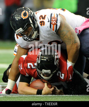 Atlanta Falcons defensive tackle David Onyemata (90) and safety Micah ...