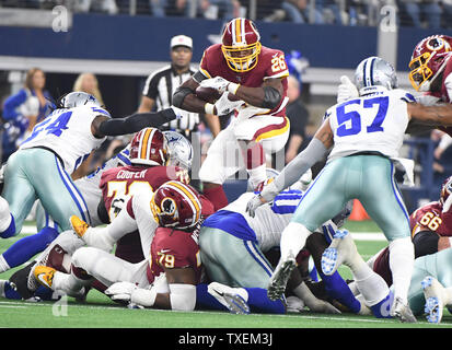 Dallas Cowboys line of scrimmage during a NFL football game against the ...