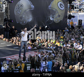Vocalist Adam Levine of Maroon 5 performs on stage at the iHeartRadio ...