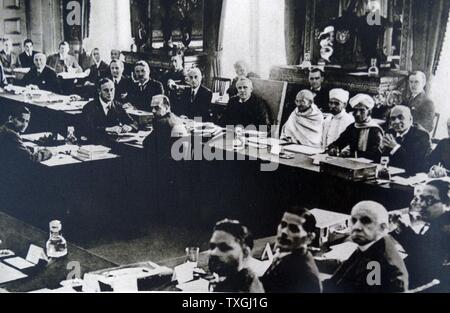 Second Round Table Conference on the future of India (September ...