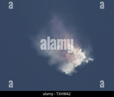 The SpacEx Falcon 9 rocket explodes shortly after liftoff at 10:21 AM ...