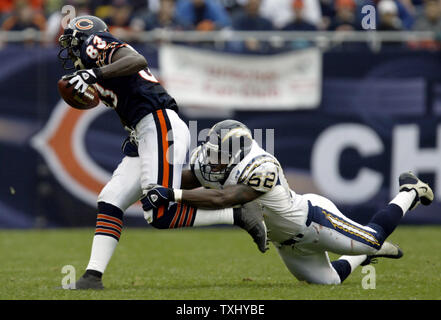 Chicago Bears receiver David Terrell reacts after a play Sunday, Oct ...