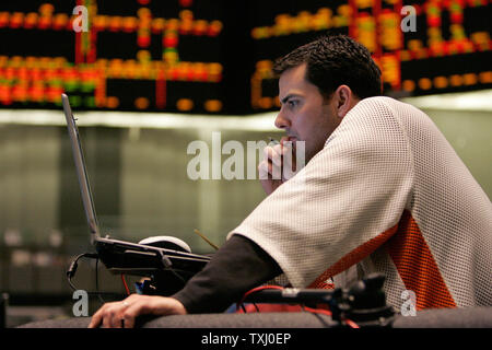 Chicago board of trade bond 'pit' with the open outcry system Stock ...