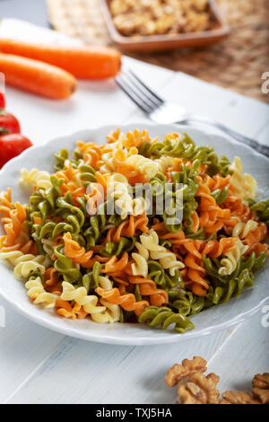 Italian Pasta spaghetti with prawn and vegetables Stock Photo - Alamy