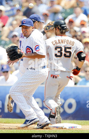 Chicago Cubs pitcher Carlos Zambrano throws in the seventh inning ...