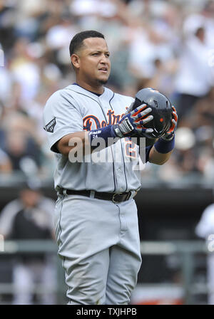 Chicago White Sox first baseman Munetaka Murakami before a baseball ...