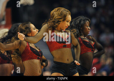 The Chicago Bulls Luvabulls, perform during an NBA basketball game ...