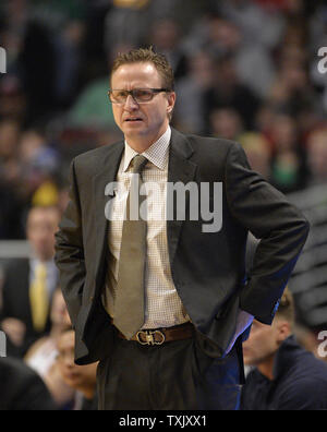 Oklahoma City Thunder head coach Mark Daigneault gestures during the ...