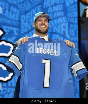 Detroit Lions offensive tackle Taylor Decker (68) blocks against the ...