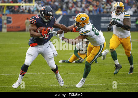 Green Bay Packers' Marwin Evans catches a ball during a practice ...