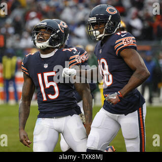 Chicago Bears wide receiver Josh Bellamy (11) warms up before an NFL ...