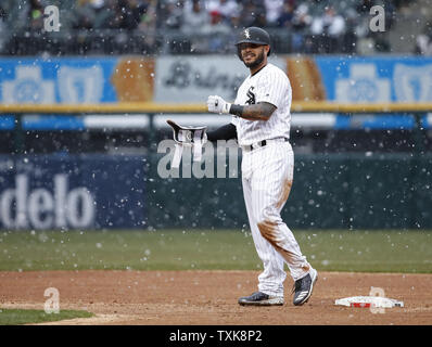 Chicago White Sox Omar Narvaez hits during a spring training baseball ...