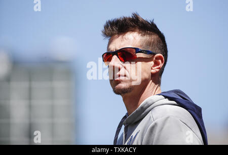 Chicago Cubs' Craig Counsell looks on during a baseball game against ...