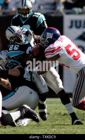 New York Giants linebacker Brandon Short celebrates after sacking New ...