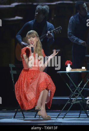Taylor Swift 46th Annual CMA Awards Inside Bridgestone Arena In ...