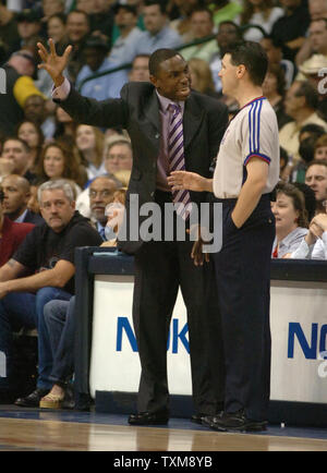 New York Knicks coach Pat Riley screams for a time out during the first ...