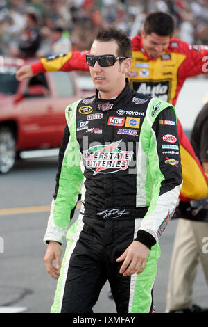 Sprint Cup driver Kyle Busch #18 leads a pack during the NASCAR Sprint ...