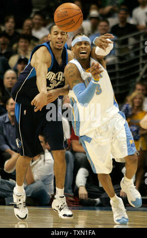 Dallas Mavericks guard Devin Harris (34) poses for a photo during the ...