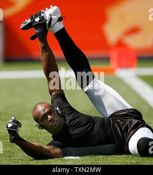 Denver Broncos wide receiver Jerry Jeudy (10) is covered by Carolina ...