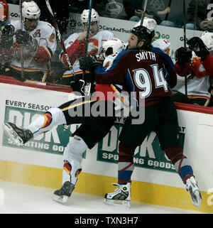 Calgary Flames left wing Ryan Lomberg, right, celebrates with ...