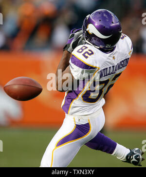 Denver Broncos wide receiver Troy Franklin (11) runs with ball against ...