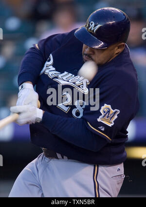 Milwaukee Brewers first baseman Prince Fielder makes a play at first ...