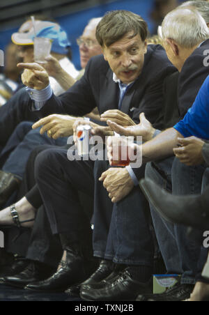 Denver Nuggets owner E. Stanley Kroenke before the first half of an NBA ...