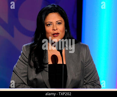 Maya Soetoro-Ng, Barack Obama's sister, attends the presentation ...
