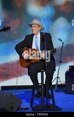 James Taylor entertains at the 2012 Democratic National Convention at ...