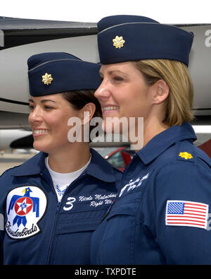 Major Nicole Malachowski, Right Wing, is one of two female pilots to be ...