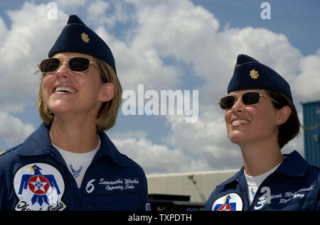 Major Nicole Malachowski, Right Wing, is one of two female pilots to be ...