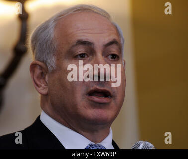 Israel's Likud leader Benjamin Netanyahu speaks to the foreign press at ...
