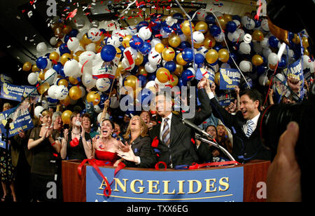 California State Treasure and Democratic candidate for Governor Phil ...