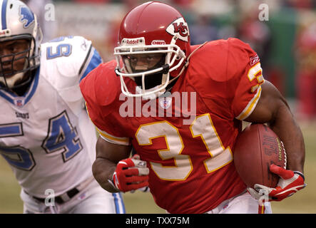 Kansas City Chiefs line backer Cam Jones enters the field before the ...