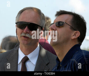 NASA Management Team members Leroy Cain (l) and Mike Leinbach (r) are ...