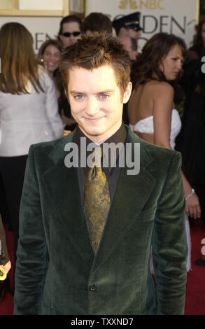 Elijah Wood at the 2004 Golden Globe Awards Stock Photo - Alamy