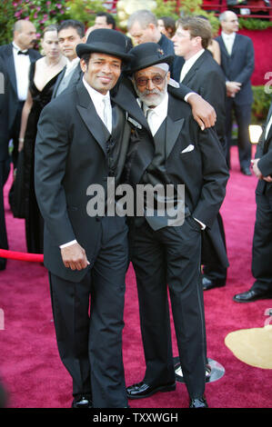 Melvin Van Peebles, left, and Mario Van Peebles arrives at the 77th ...