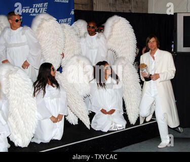 Actor Jim Carrey appears on stage during MTV's "Total Request Live ...